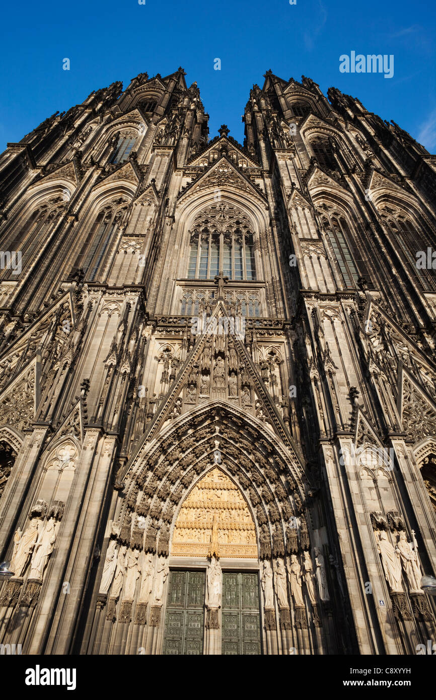 Koln cologne germany hi-res stock photography and images - Alamy
