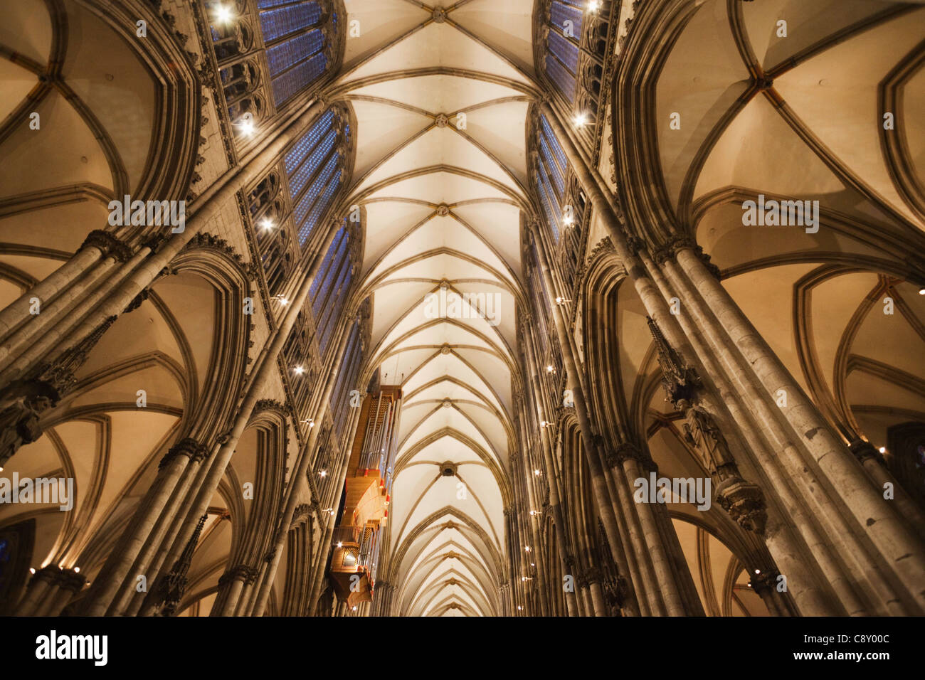 Interior of cologne cathedral hi-res stock photography and images - Alamy