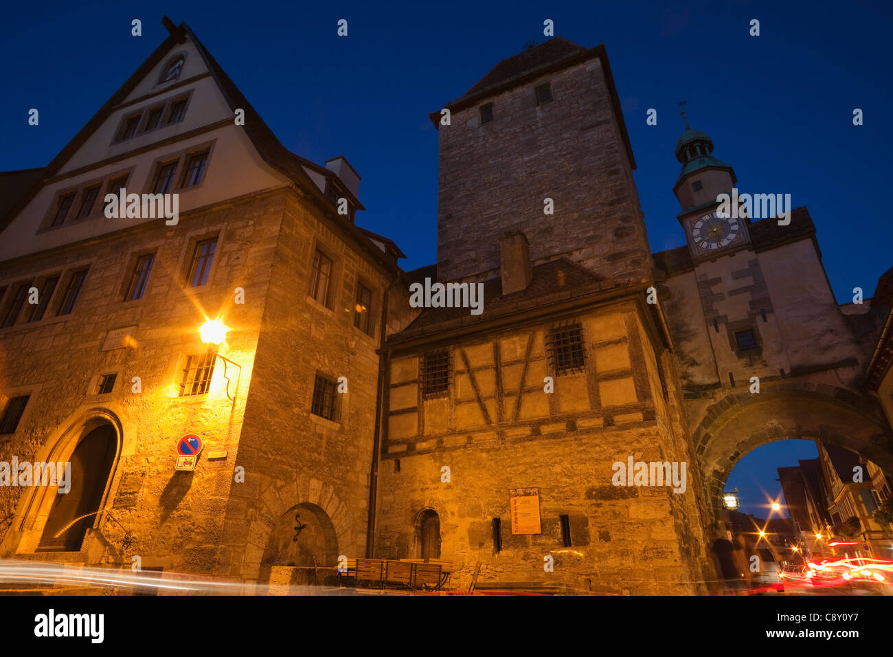 Germany, Bavaria, Romantic Road, Rothenburg ob der Tauber, Roder Arch ...