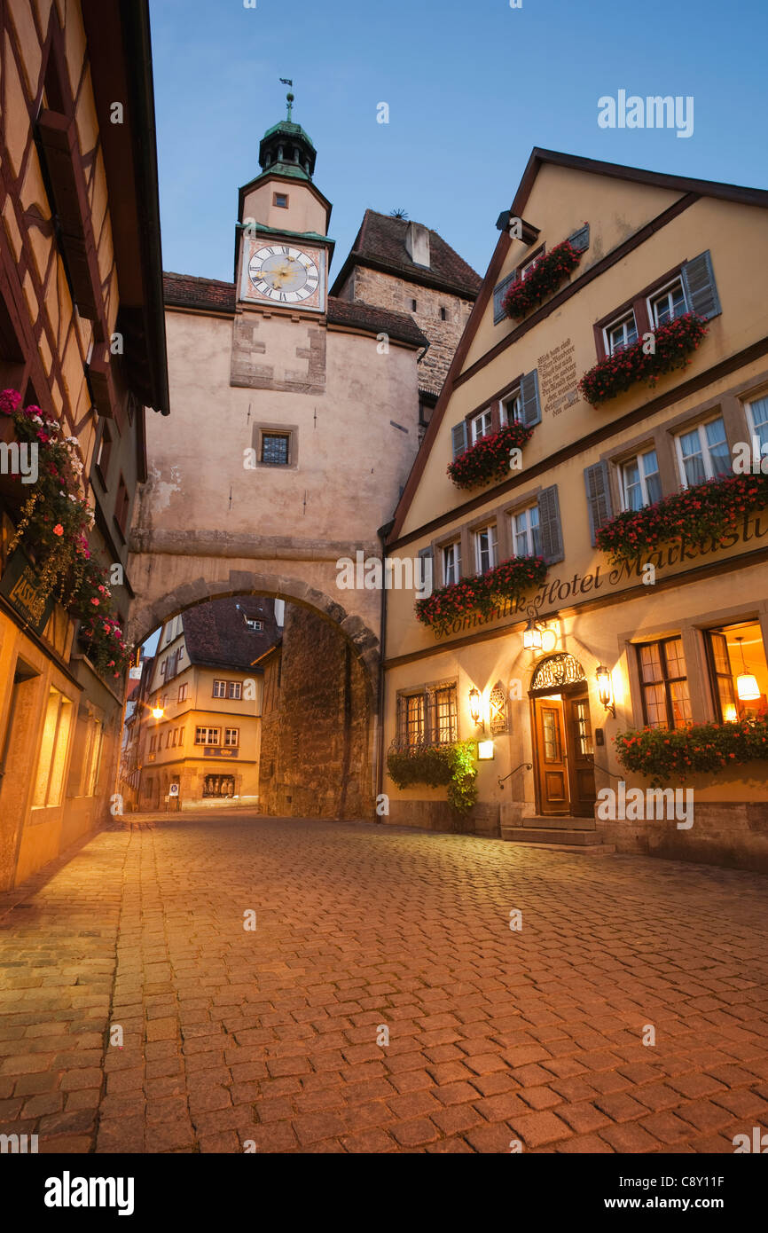 Germany, Bavaria, Romantic Road, Rothenburg ob der Tauber, Roder Arch ...