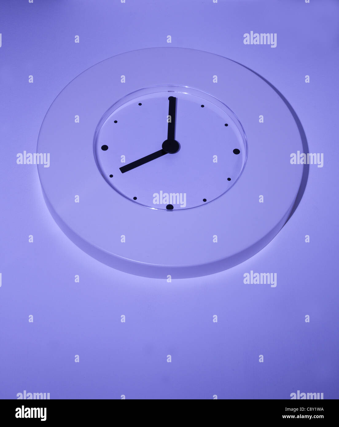 8am clock hi-res stock photography and images - Alamy