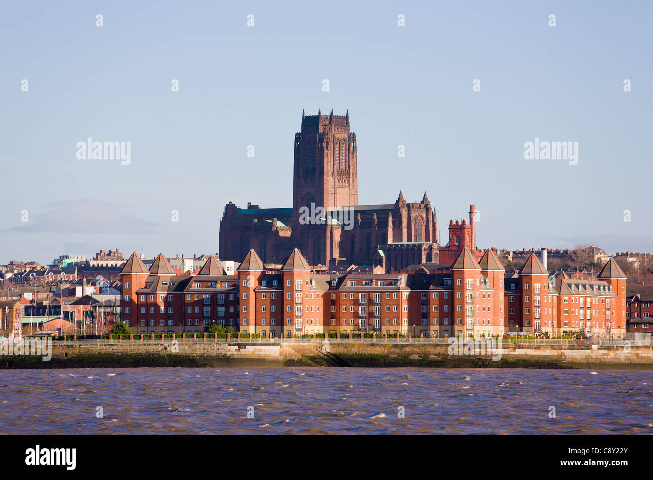 Liverpool waterfront modern buildings hi-res stock photography and ...