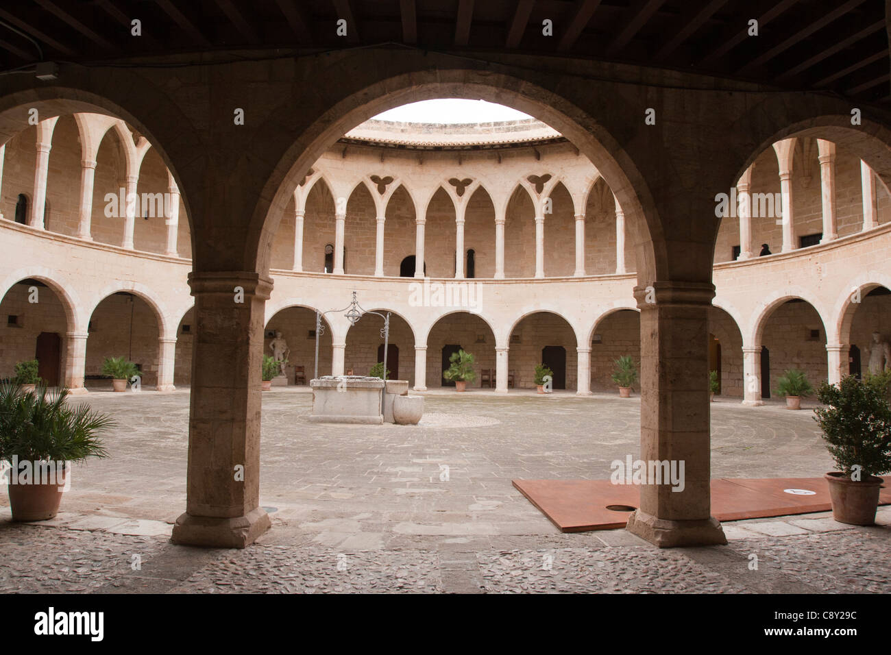 "Castillo de Bellver" courtyard Castell Bellver, Palma de Mallorca ...