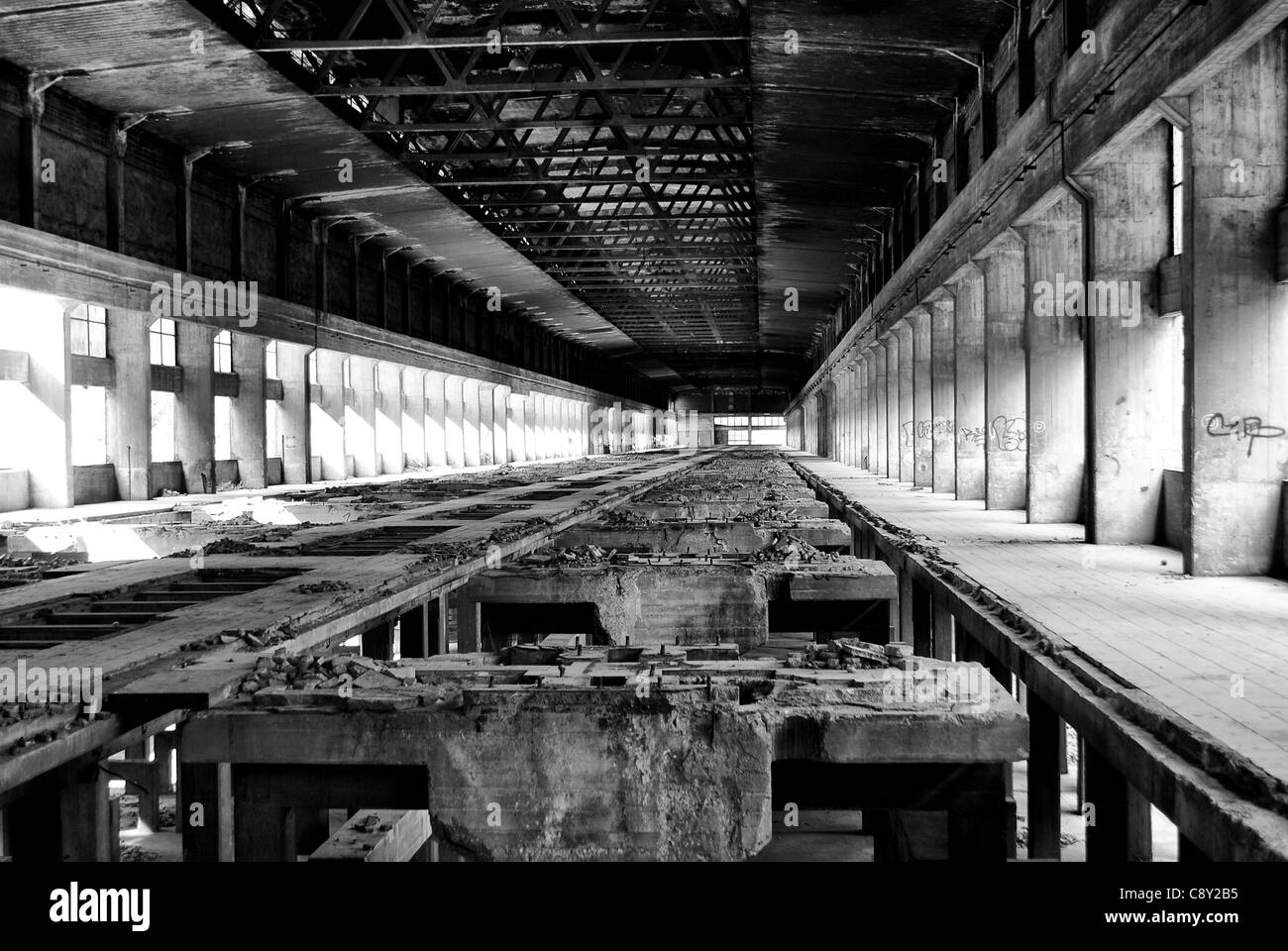 Creepy house room Black and White Stock Photos & Images - Alamy