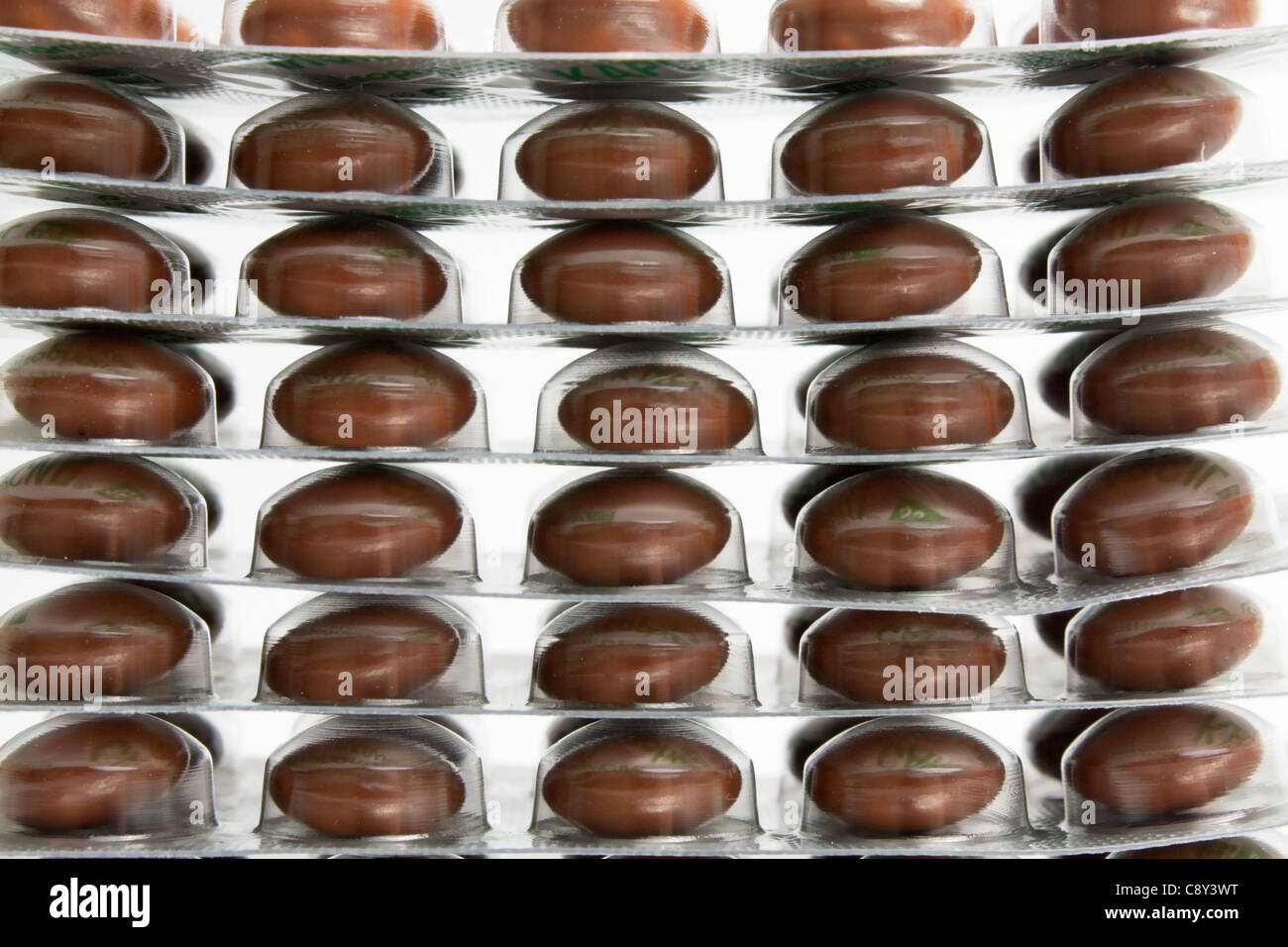 packing of tablets Stock Photo - Alamy