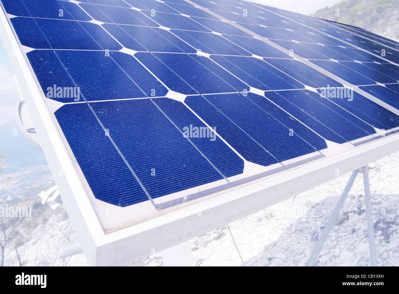 Electricity from solar rays hi-res stock photography and images - Alamy