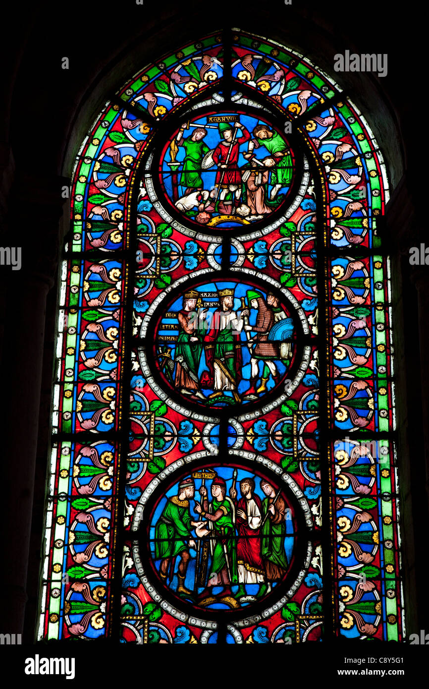 Paris - windowpane from Saint Denis gothic church Stock Photo - Alamy