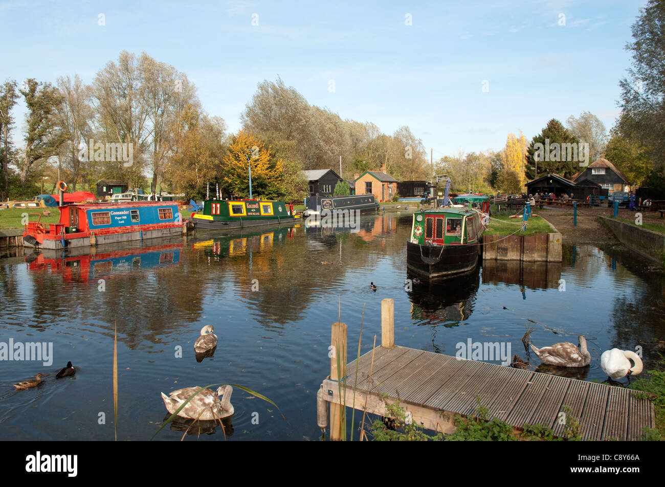 Paper mill weir hi-res stock photography and images - Alamy
