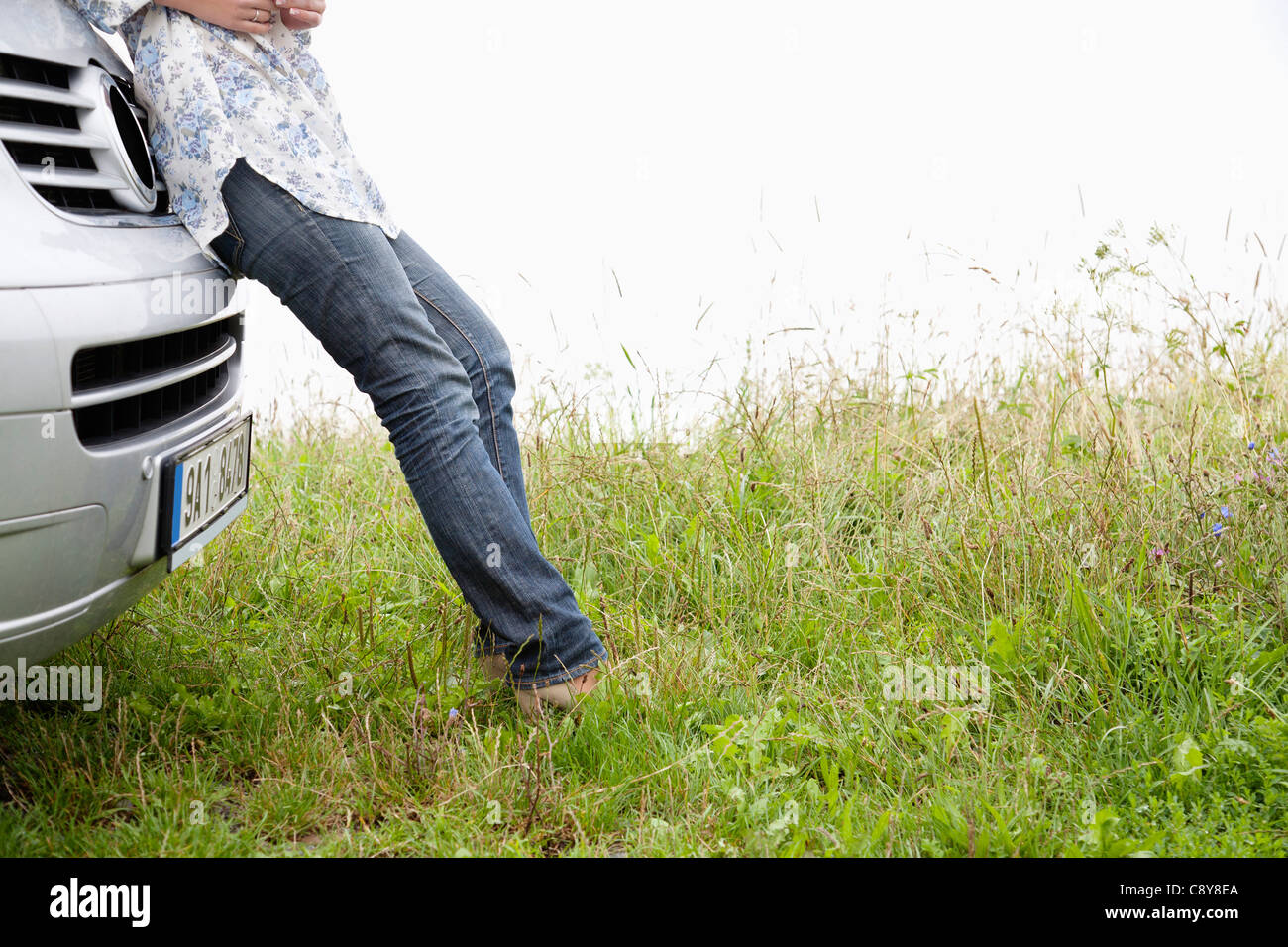 Jeans woman outside detail hi-res stock photography and images - Alamy