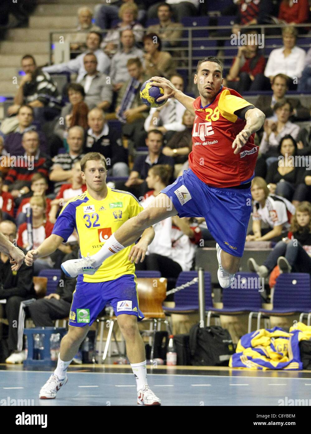 Handball supercup hi-res stock photography and images - Alamy