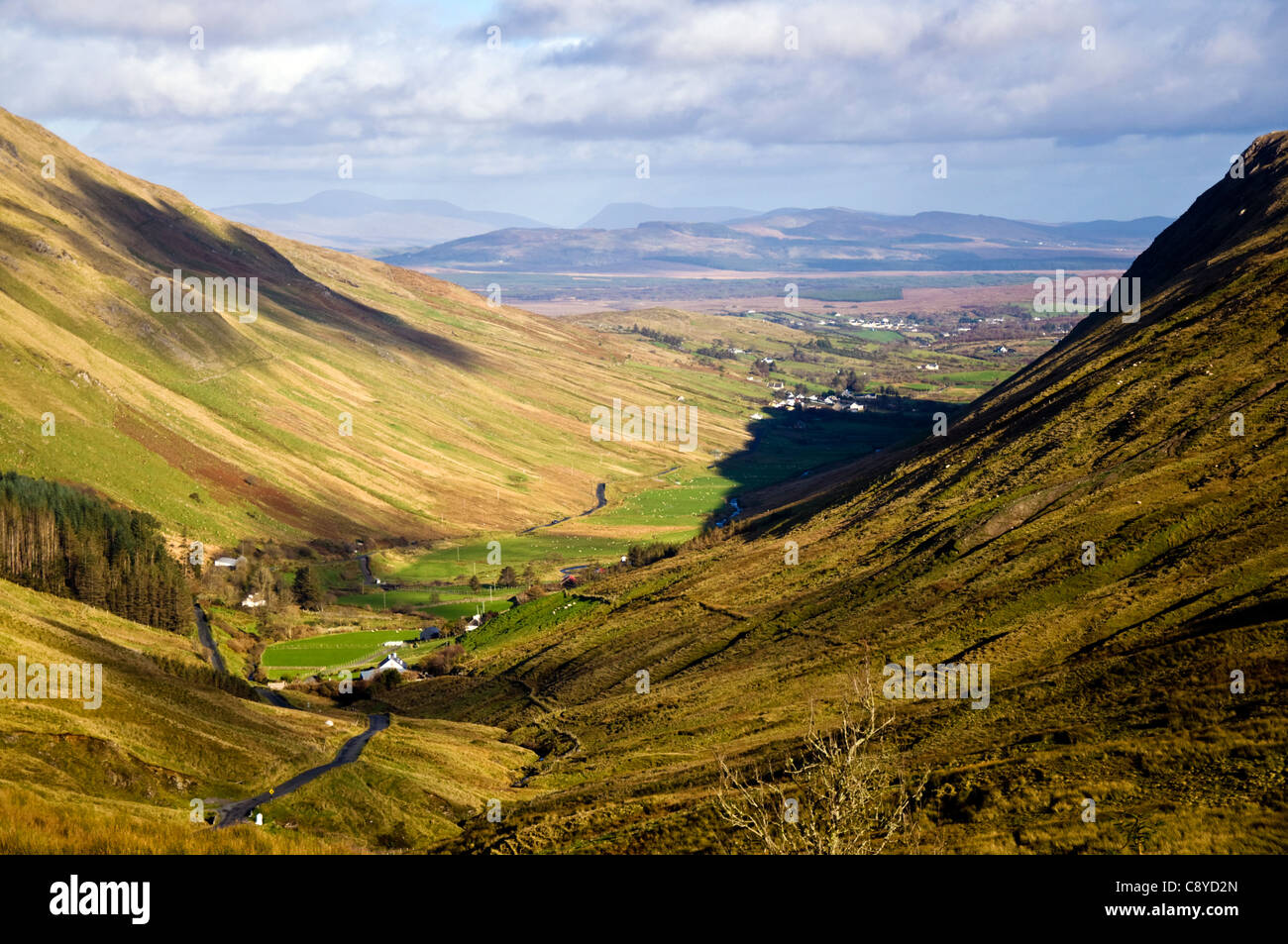 Hills of donegal hi-res stock photography and images - Alamy