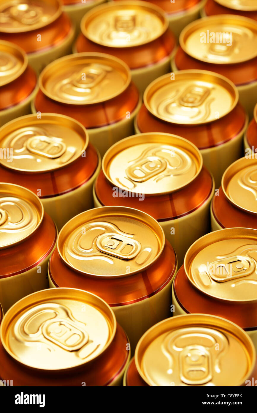 Drink cans hi-res stock photography and images - Alamy