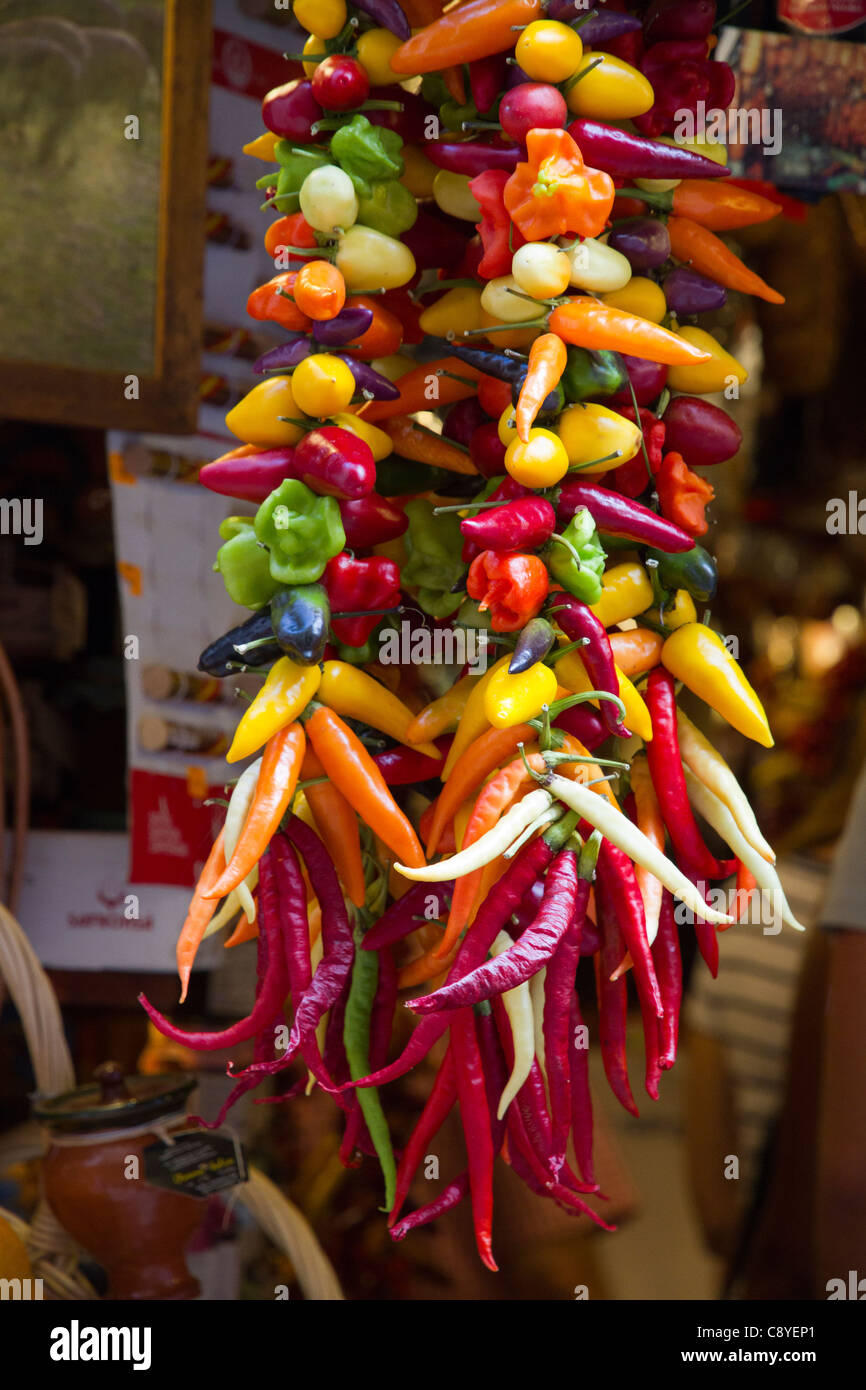 String of chiles hi-res stock photography and images - Alamy