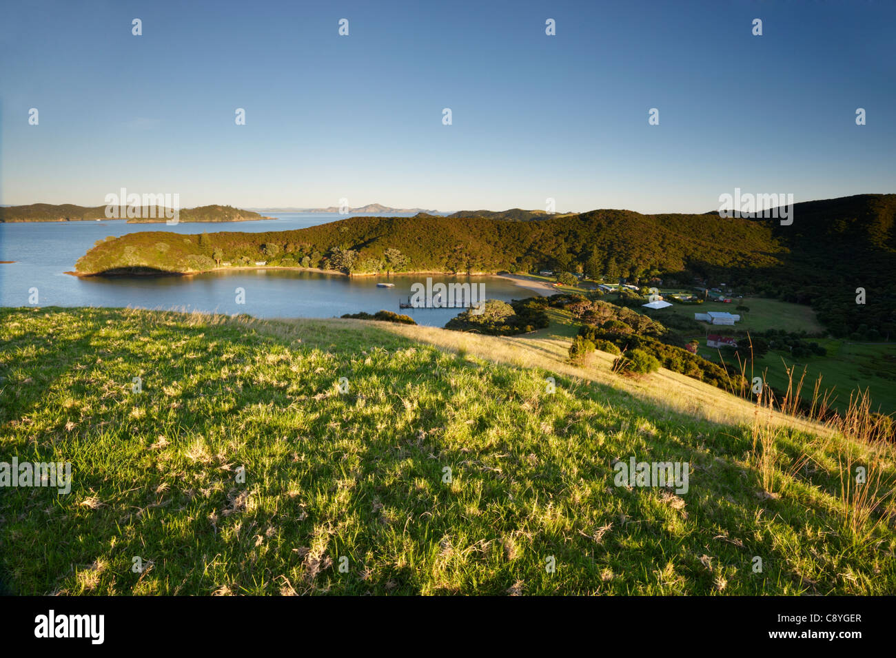 Urupukapuka island bay islands new hi-res stock photography and images ...