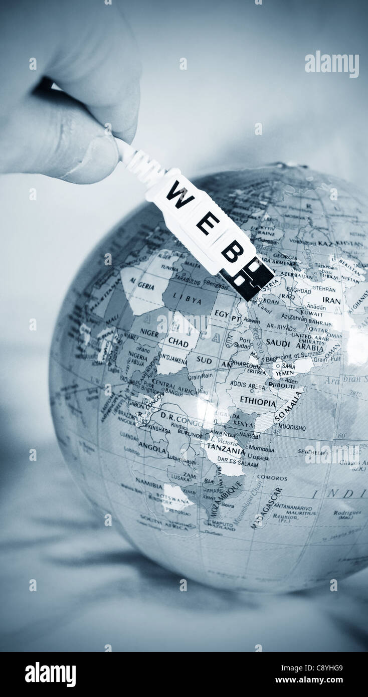 Cable and wireless world map hi-res stock photography and images - Alamy