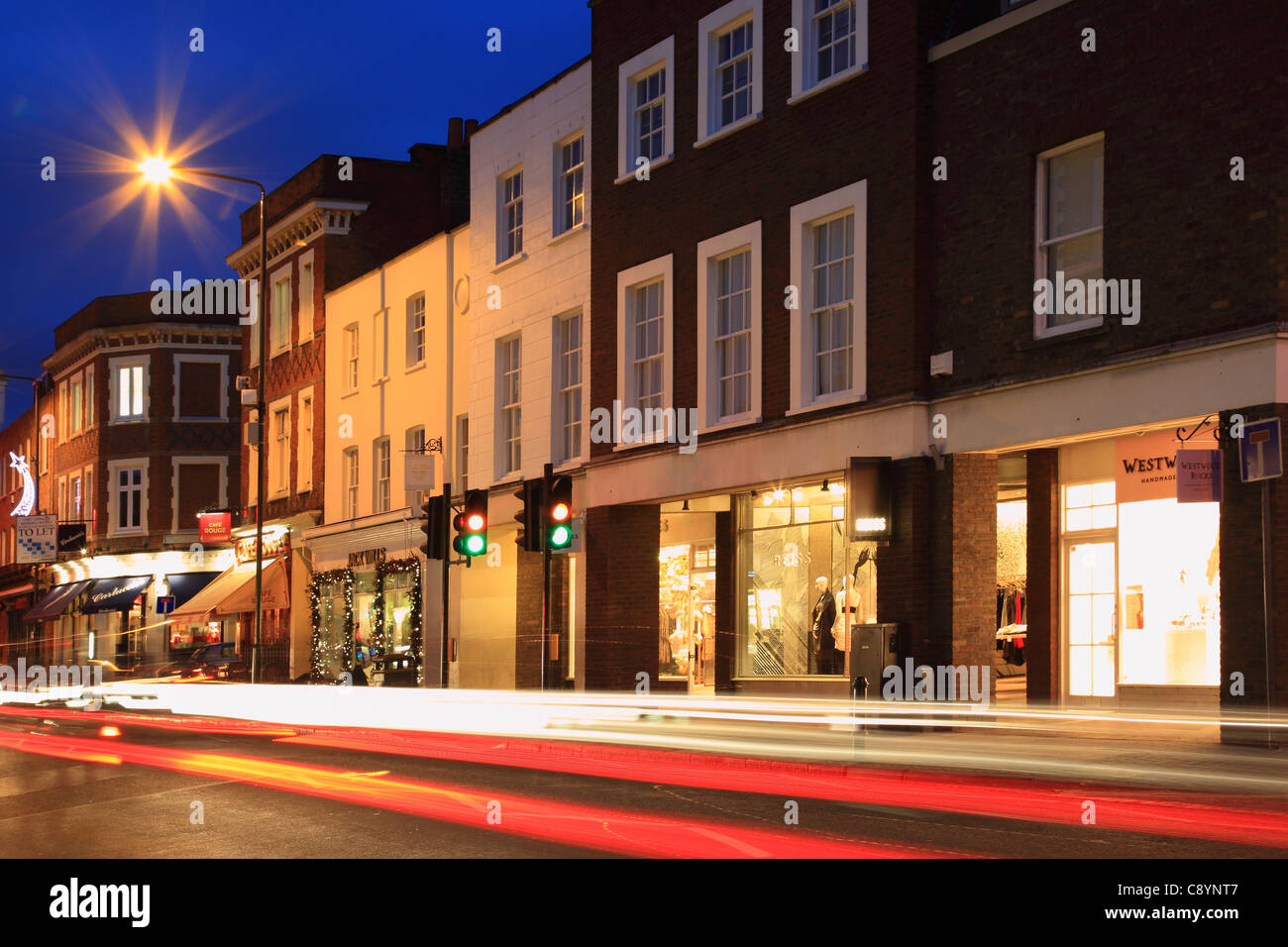Wimbledon high street hi-res stock photography and images - Alamy