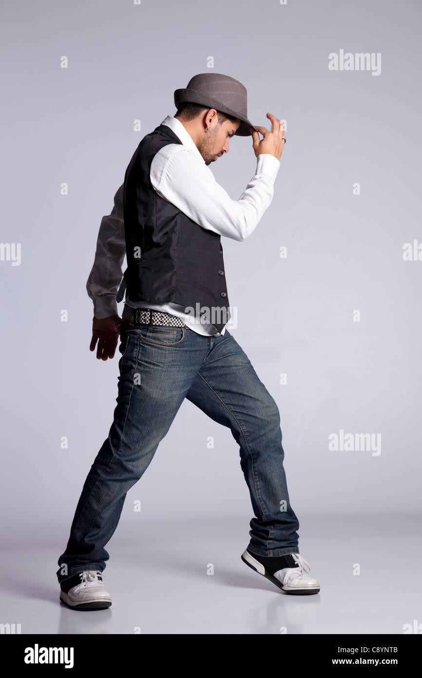 Hip hop dancer showing some movements Stock Photo - Alamy