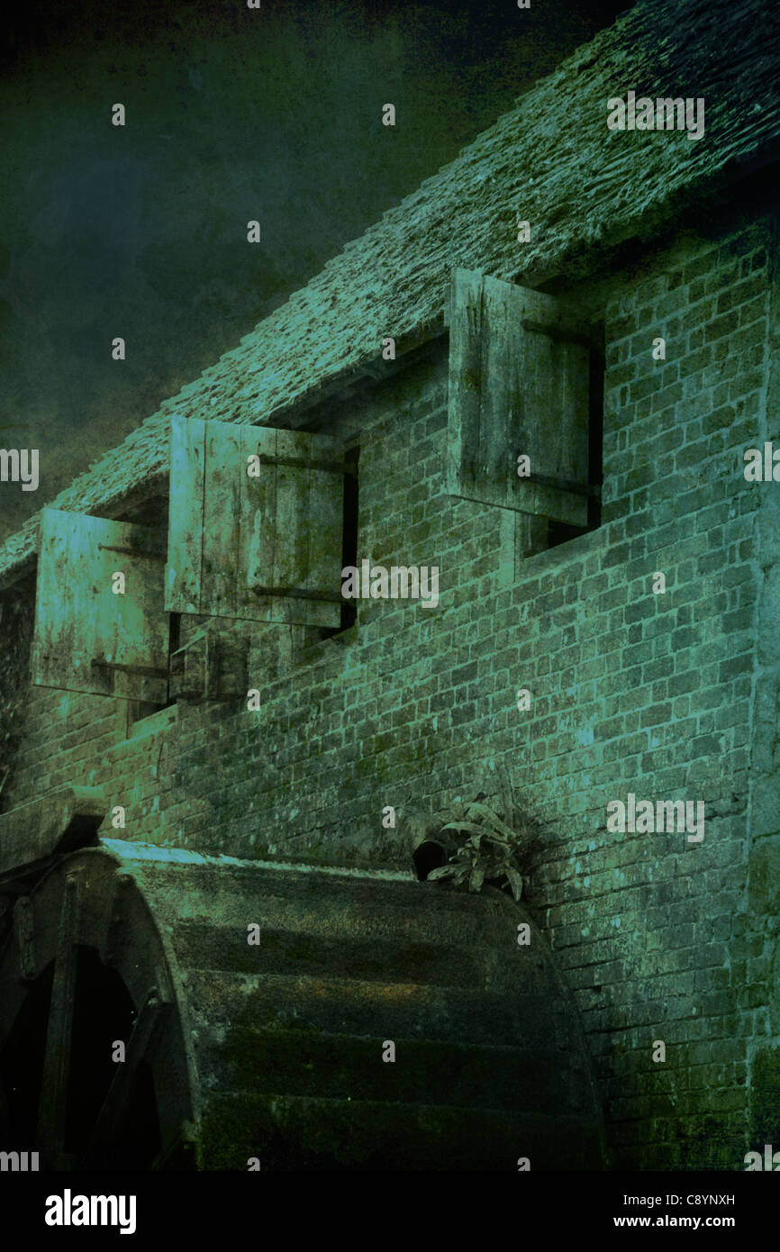 The old mill house hi-res stock photography and images - Alamy