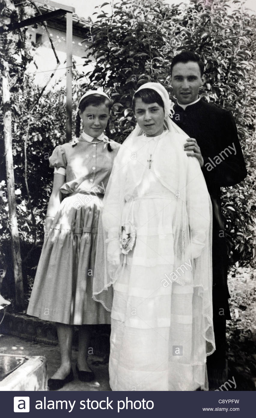Family Church 1950s Stock Photos & Family Church 1950s Stock Images - Alamy