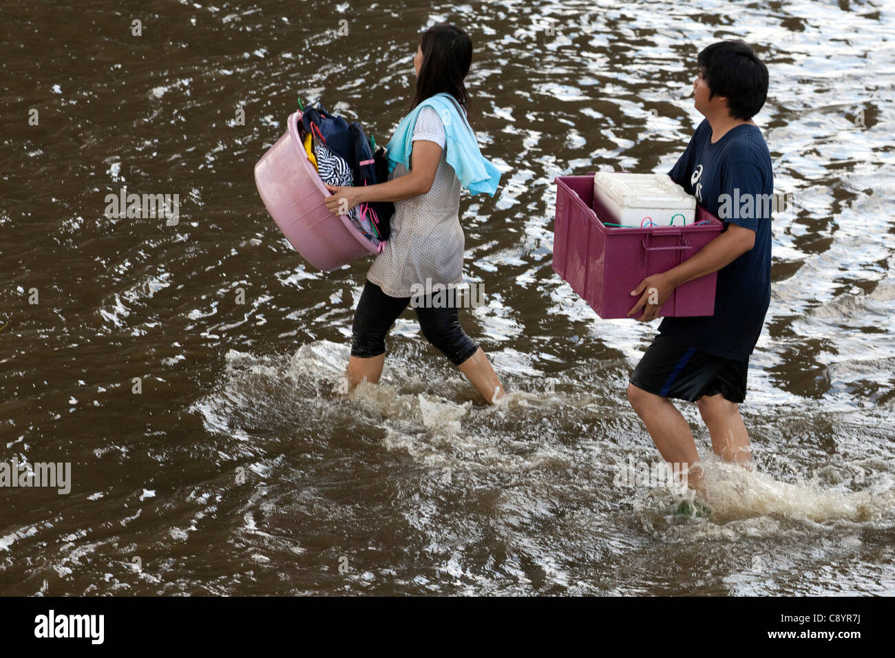 People Wading Flood High Resolution Stock Photography and Images - Alamy