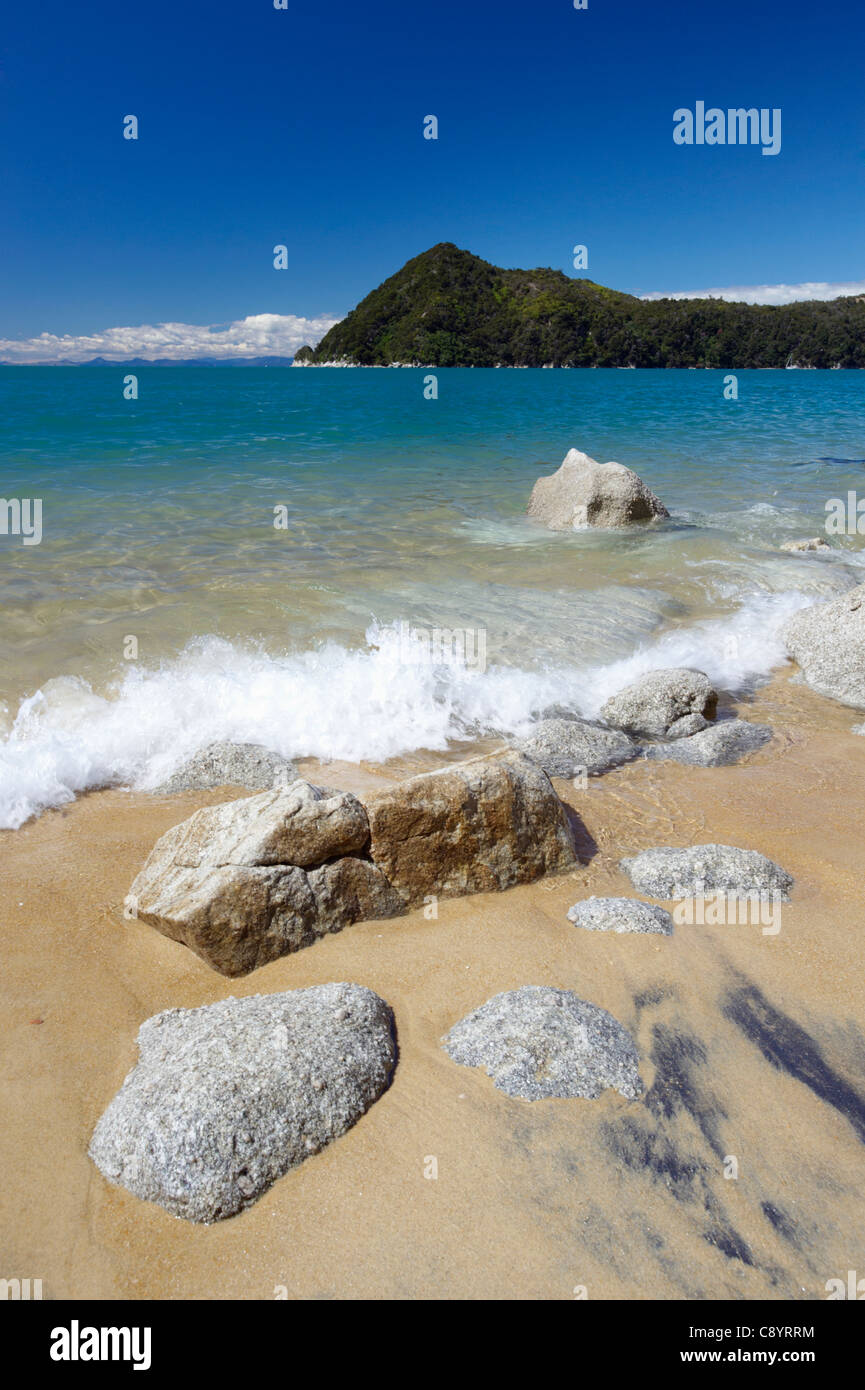 View of the shore line and Adele Island from Beach, Abel Tasman ...