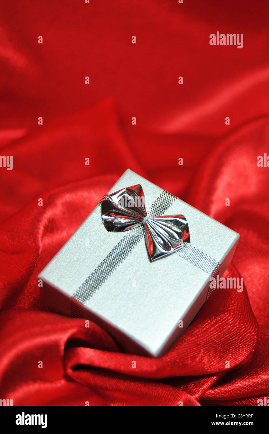 Beautiful gift box Stock Photo - Alamy
