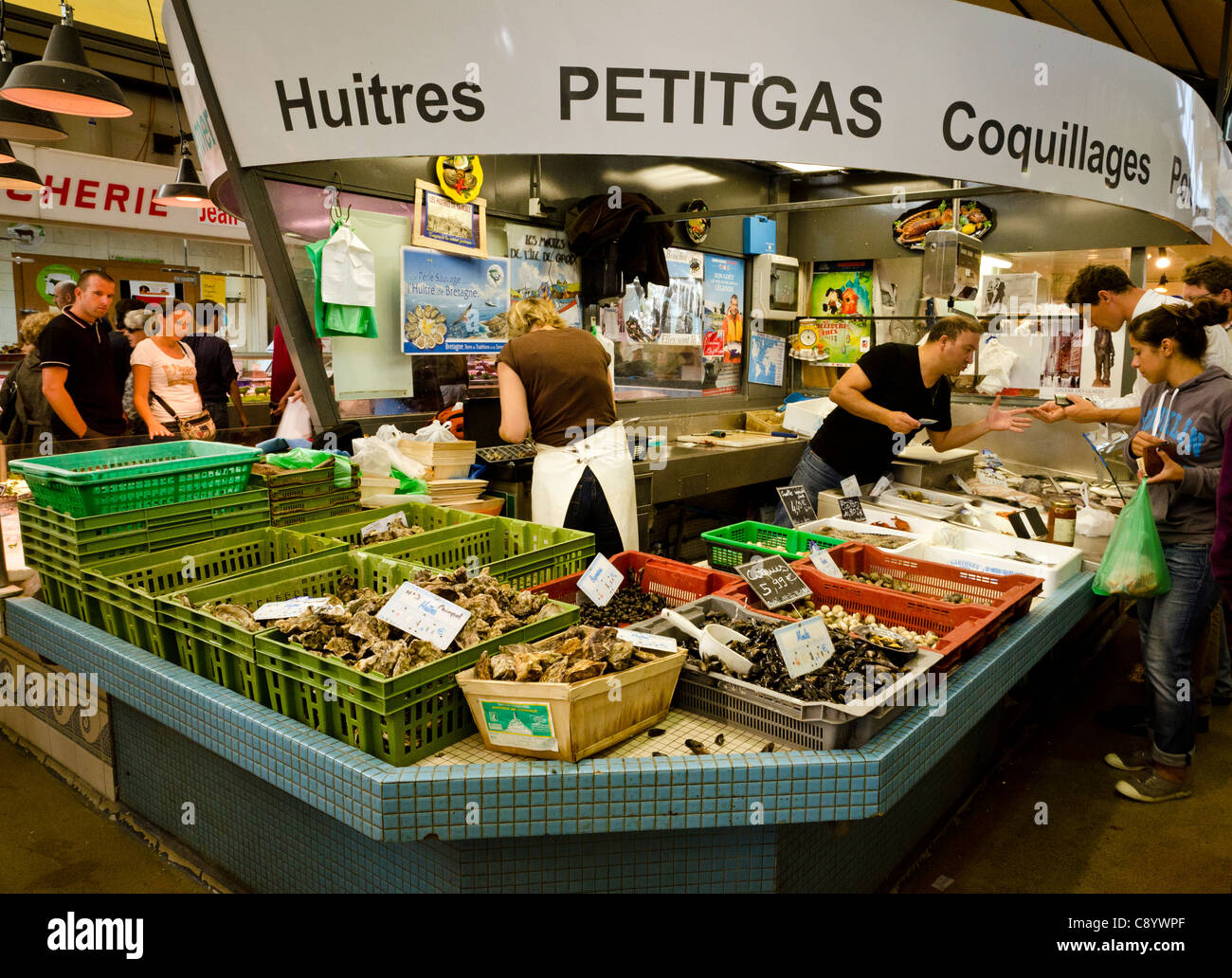 Oyster shop at Talensac food market Nantes France Stock Photo - Alamy