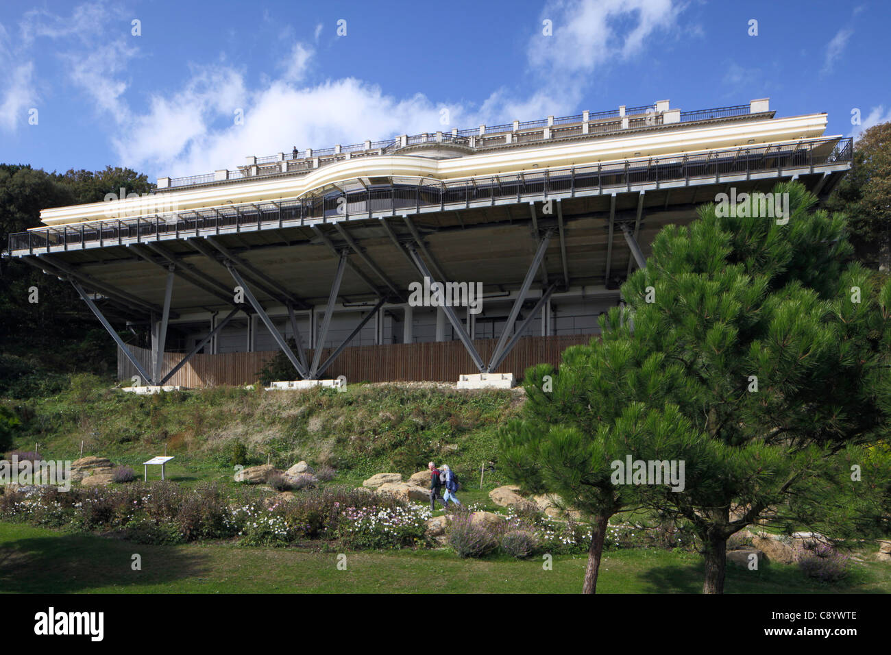 Cliff structure hi-res stock photography and images - Alamy
