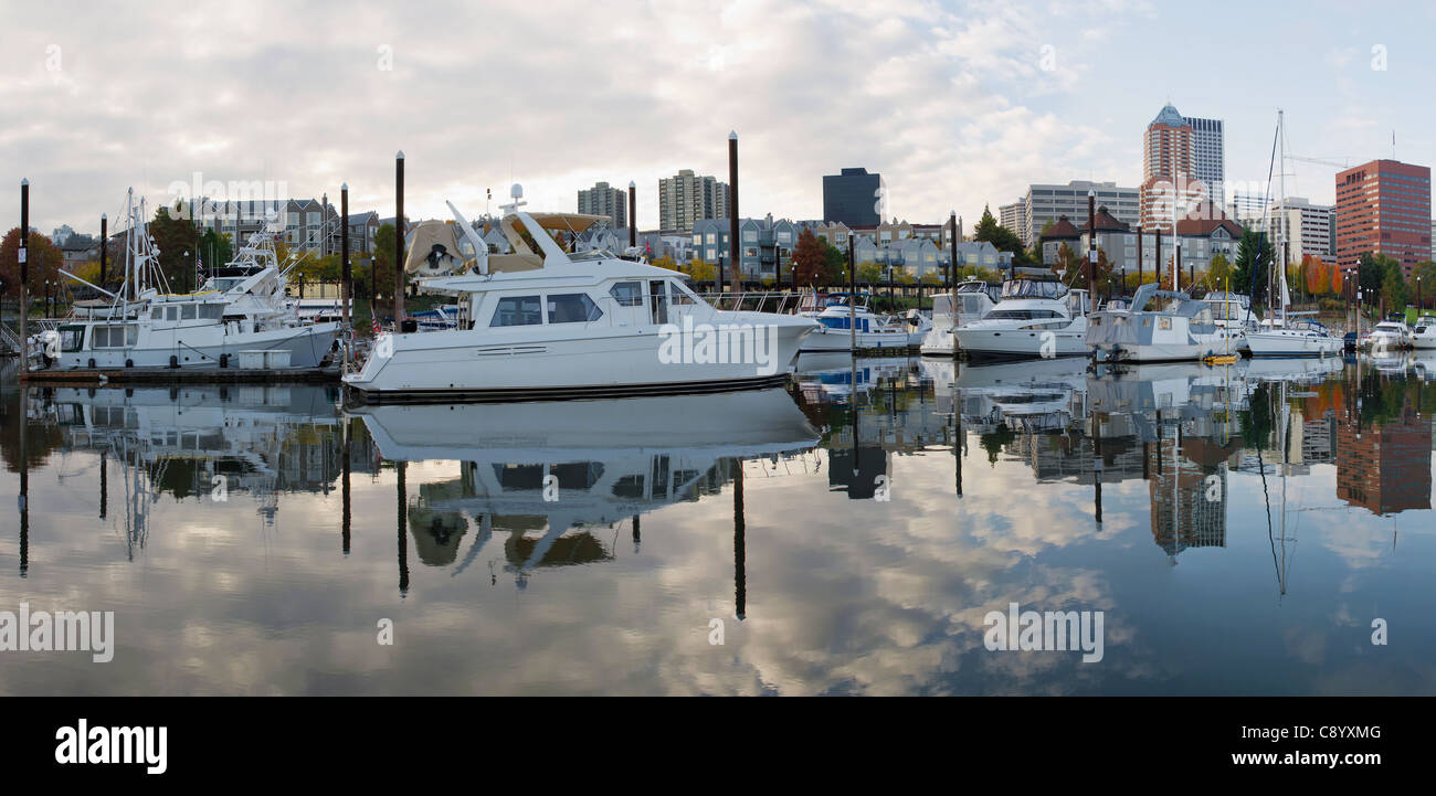 Marina on Willamette River in Portland Oregon Downtown Panorama Stock ...
