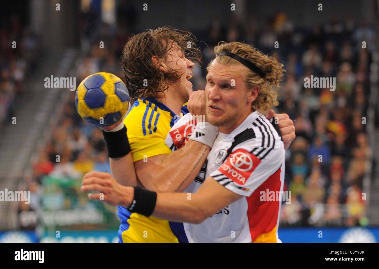 Handball supercup hi-res stock photography and images - Alamy