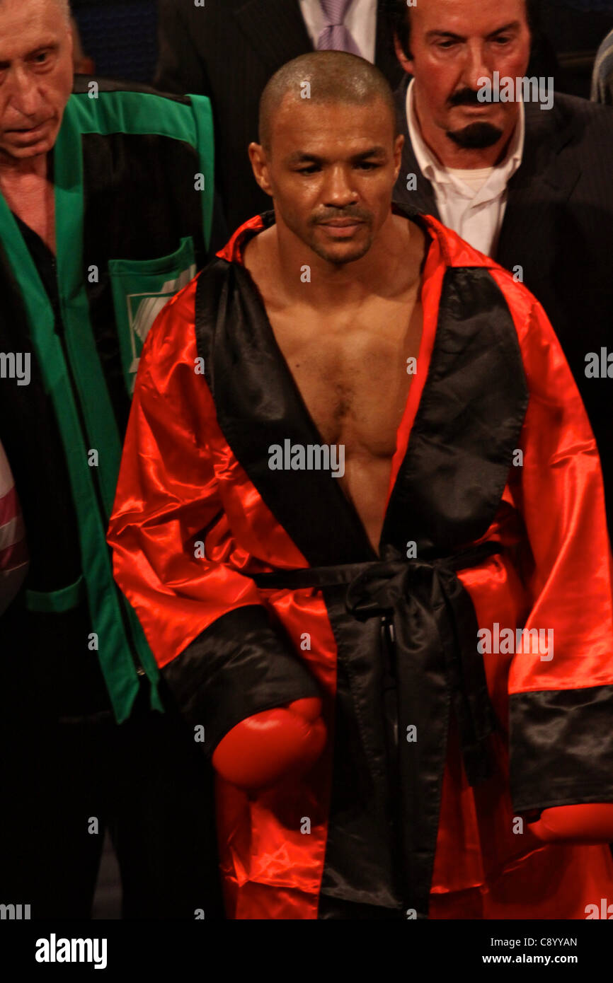 FLORENCE (IT), 04/Nov/2011: Bundu VS Petrucci, Welter Weight Boxing ...