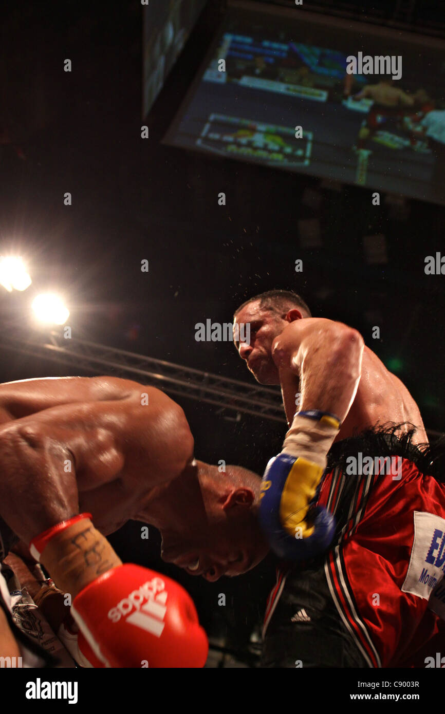 FLORENCE (IT), 04/Nov/2011: Bundu VS Petrucci, Welter Weight Boxing ...