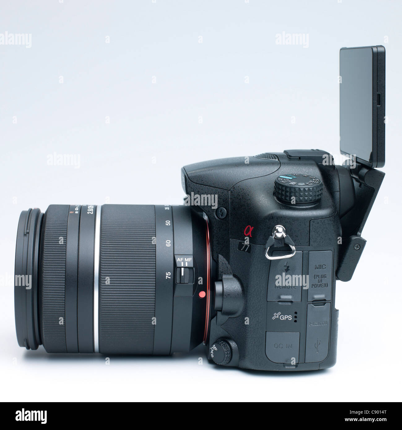 Sony Alpha 77 single-lens translucent pellicle mirror digital system ...