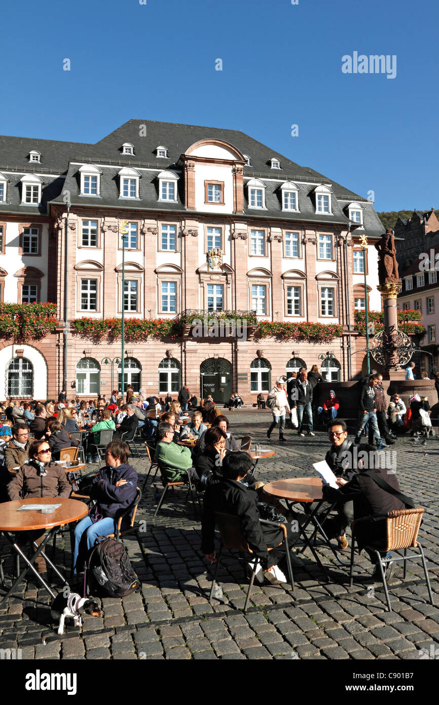 Beer Garden Pavement Cafe at the Townhall Market Square, Heidelberg ...