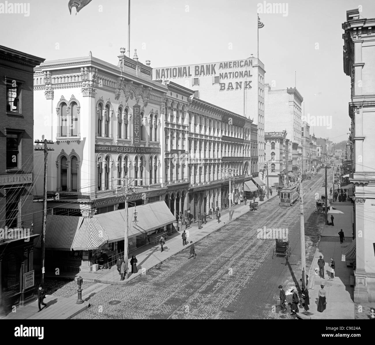 Richmond virginia street Black and White Stock Photos & Images - Alamy