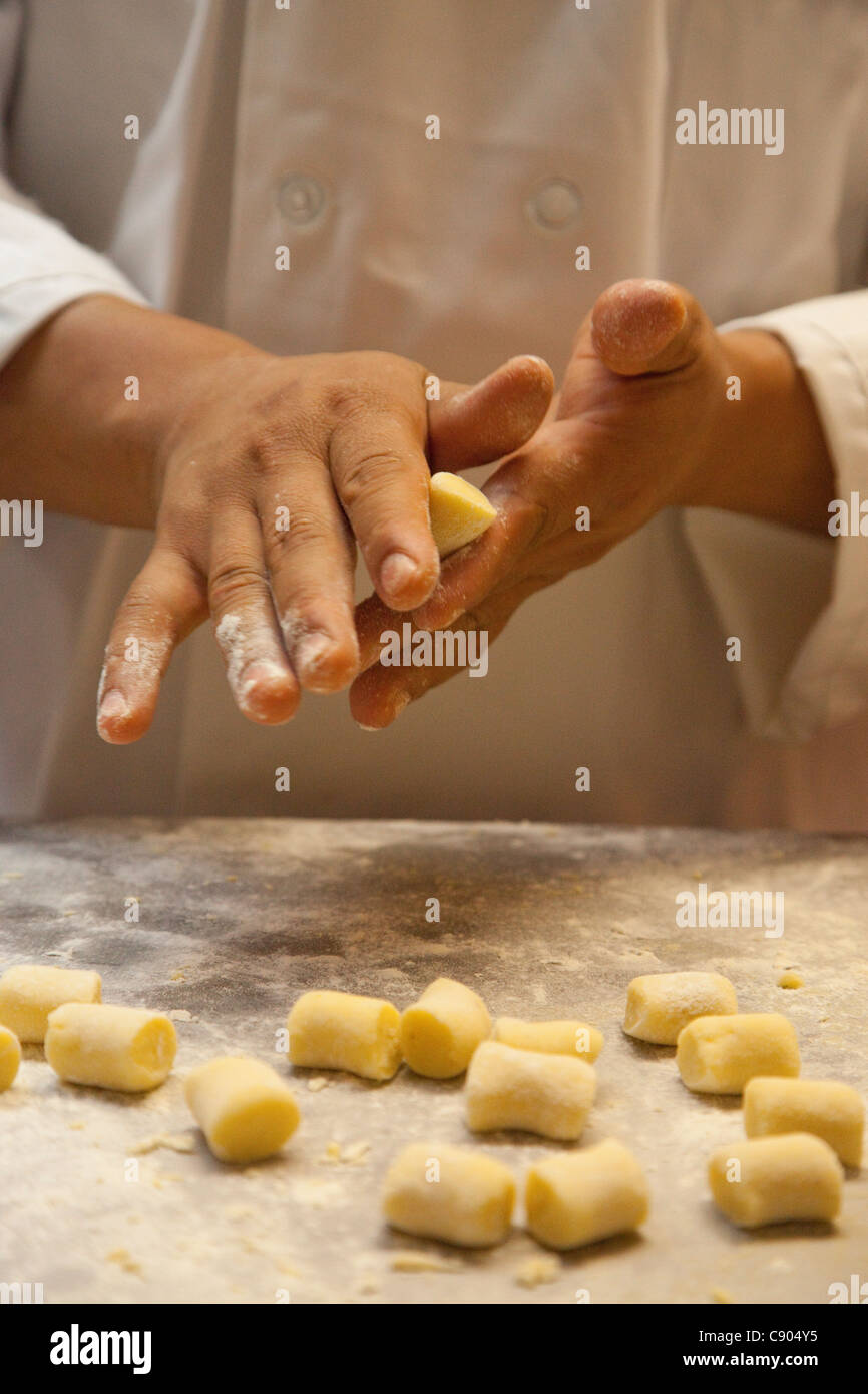 Rolling line hi-res stock photography and images - Alamy