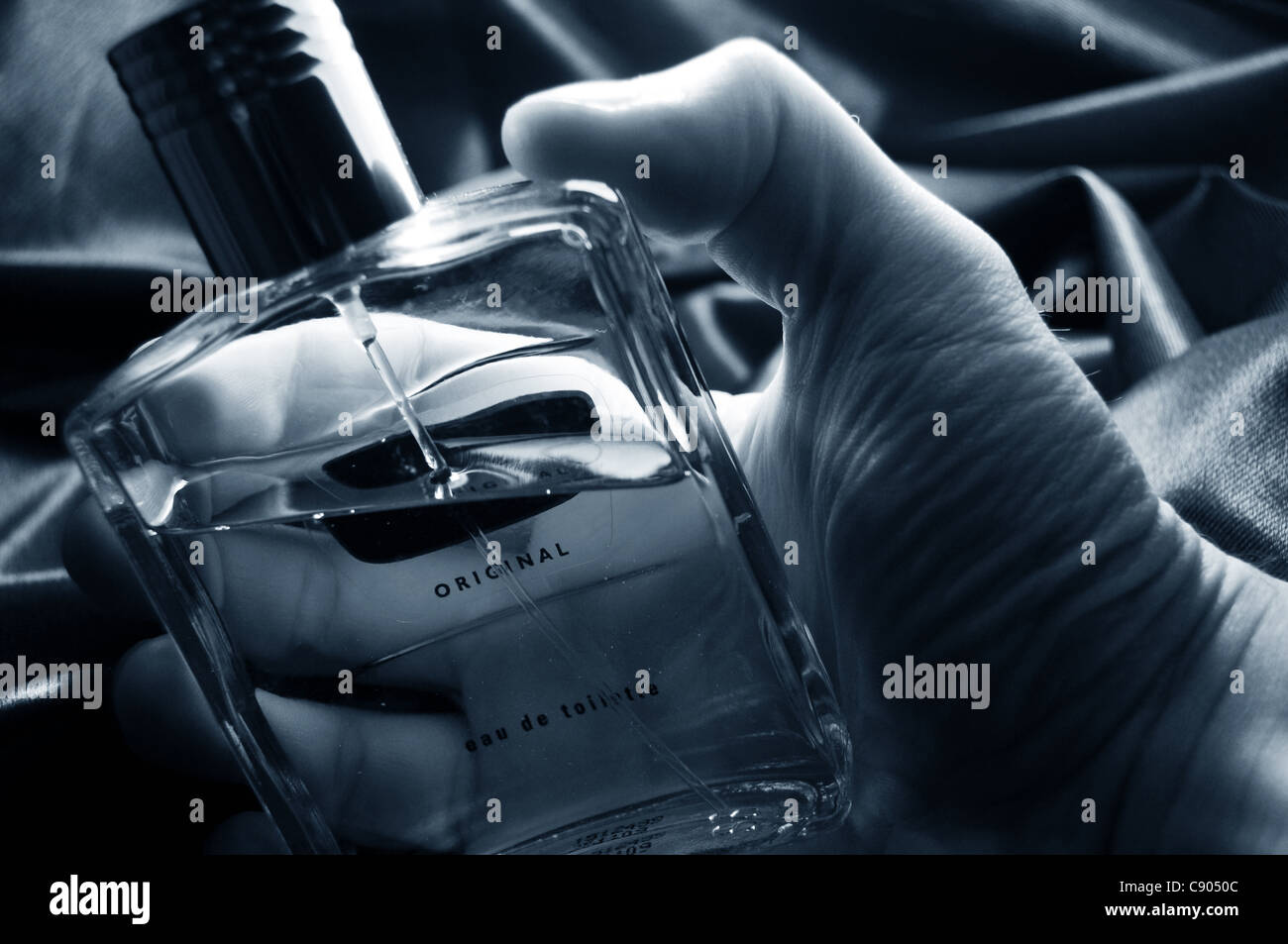 Window display perfume perfumes hi-res stock photography and images - Alamy