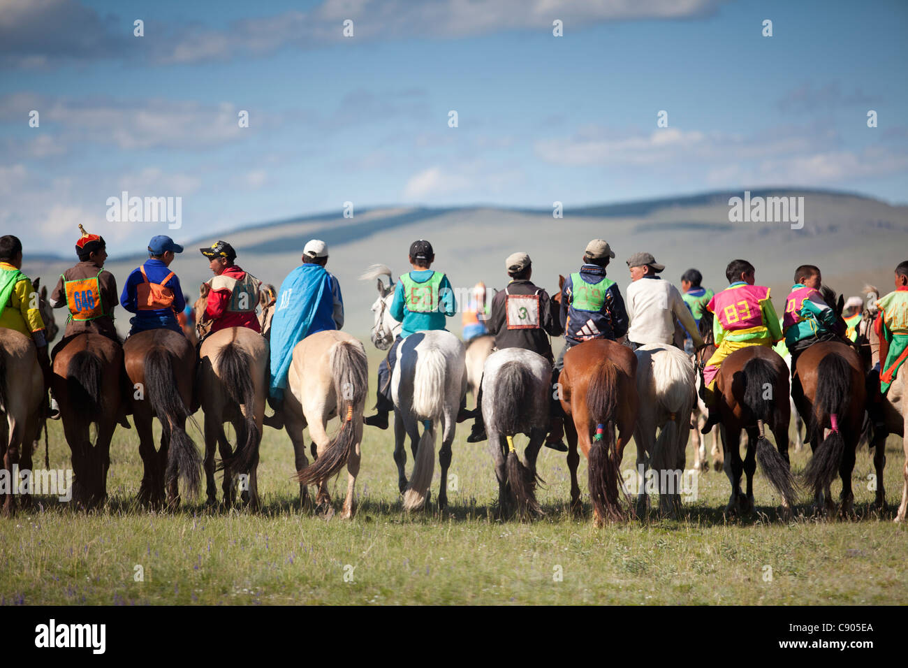 Mongolian horse racing hi-res stock photography and images - Alamy
