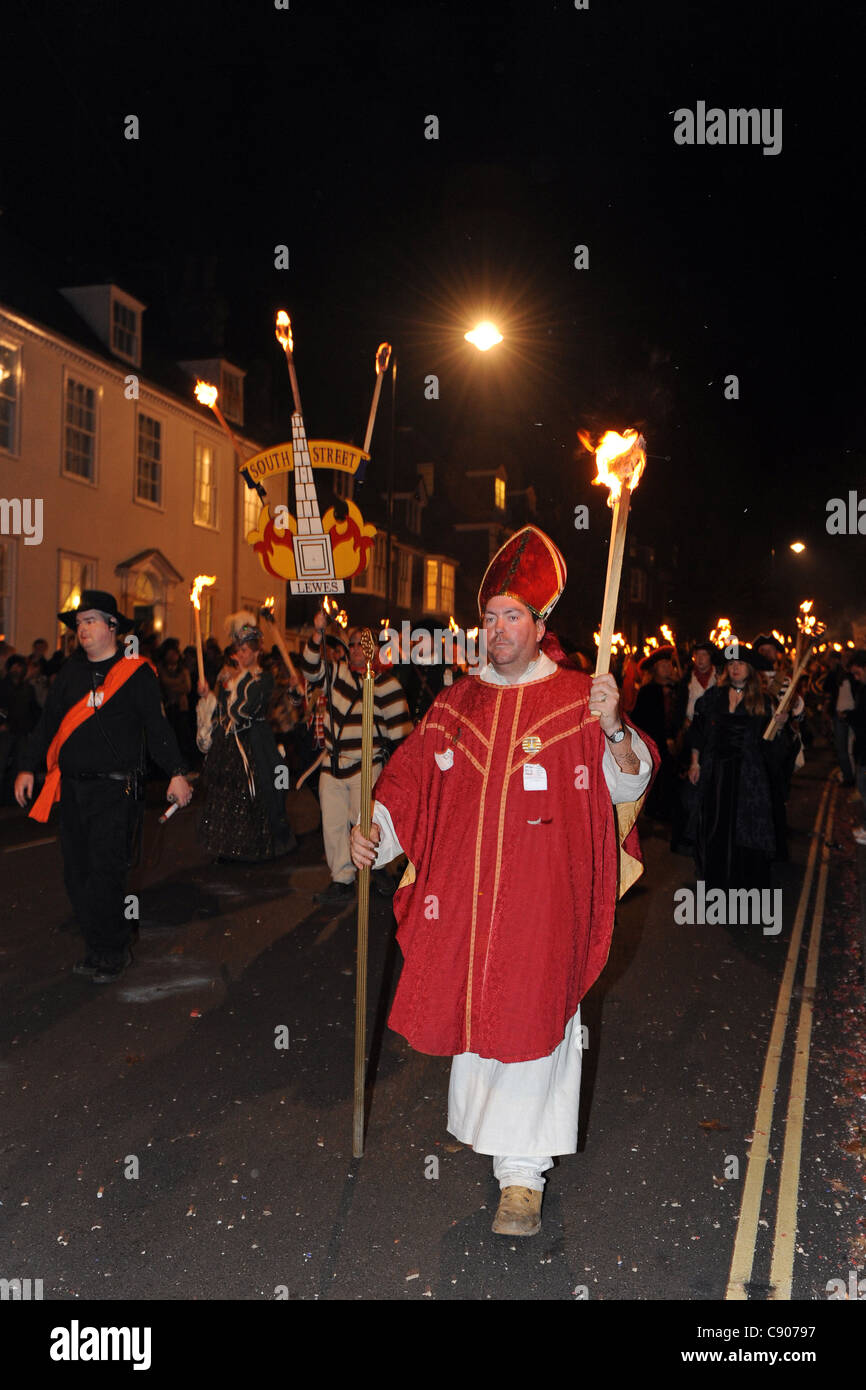 Lewes Bonfire Night Parade and Celebrations Stock Photo - Alamy