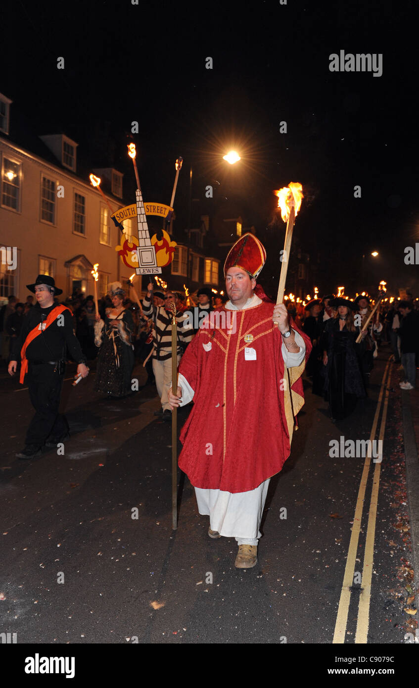 Lewes Bonfire Night Parade and Celebrations Stock Photo - Alamy