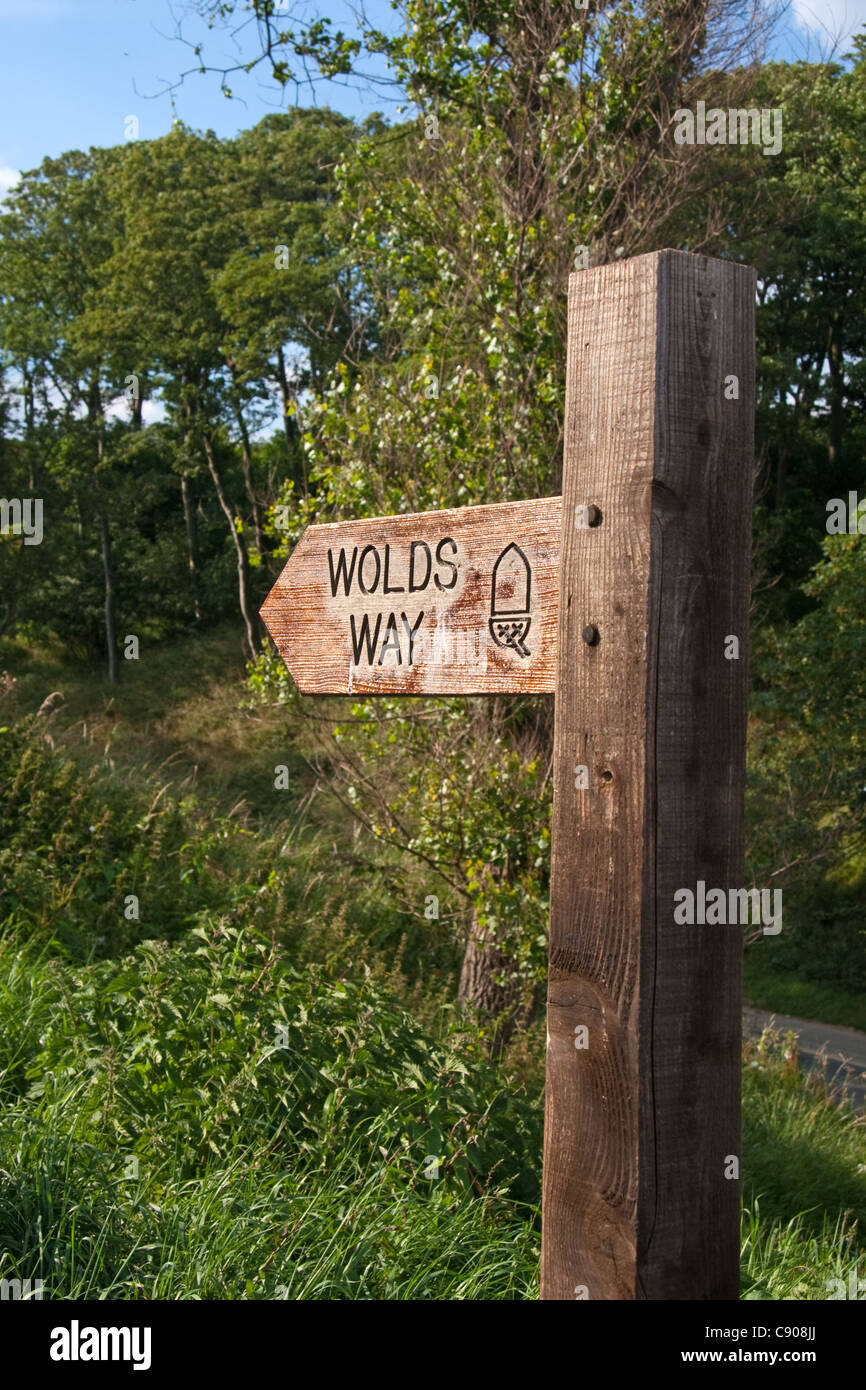 Wolds way hi-res stock photography and images - Alamy