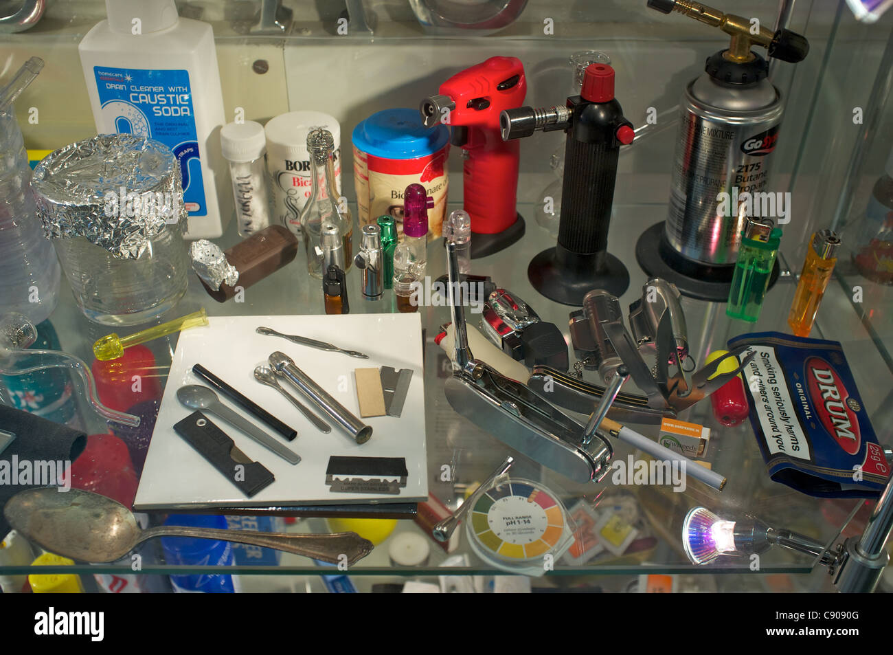 Drug Paraphernalia High Resolution Stock Photography and Images - Alamy