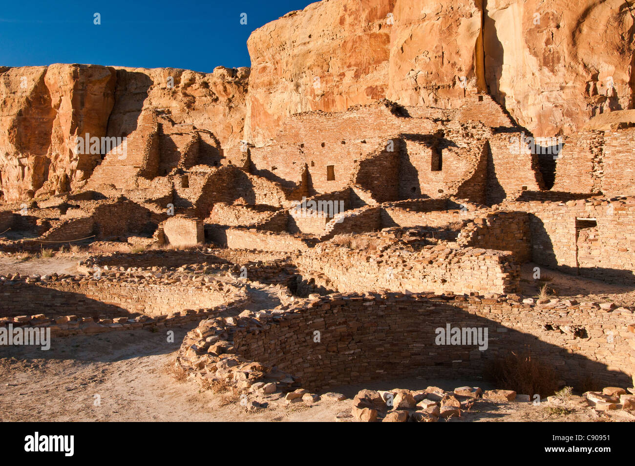 Pueblo Bonito ruin, Chaco Culture National Historical Park, New Mexico ...