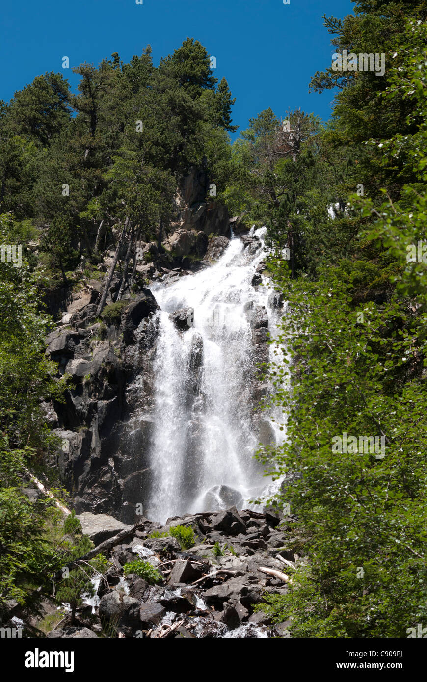waterfalls Pyrenees Sant Maurici lake - Aigüestortes National park ...