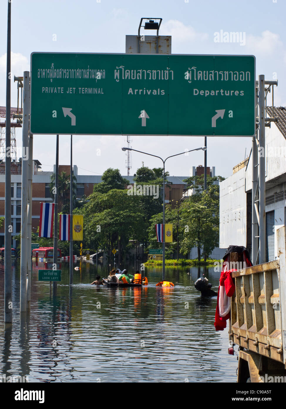 Bangkok Flooding 2011 Stock Photo - Alamy
