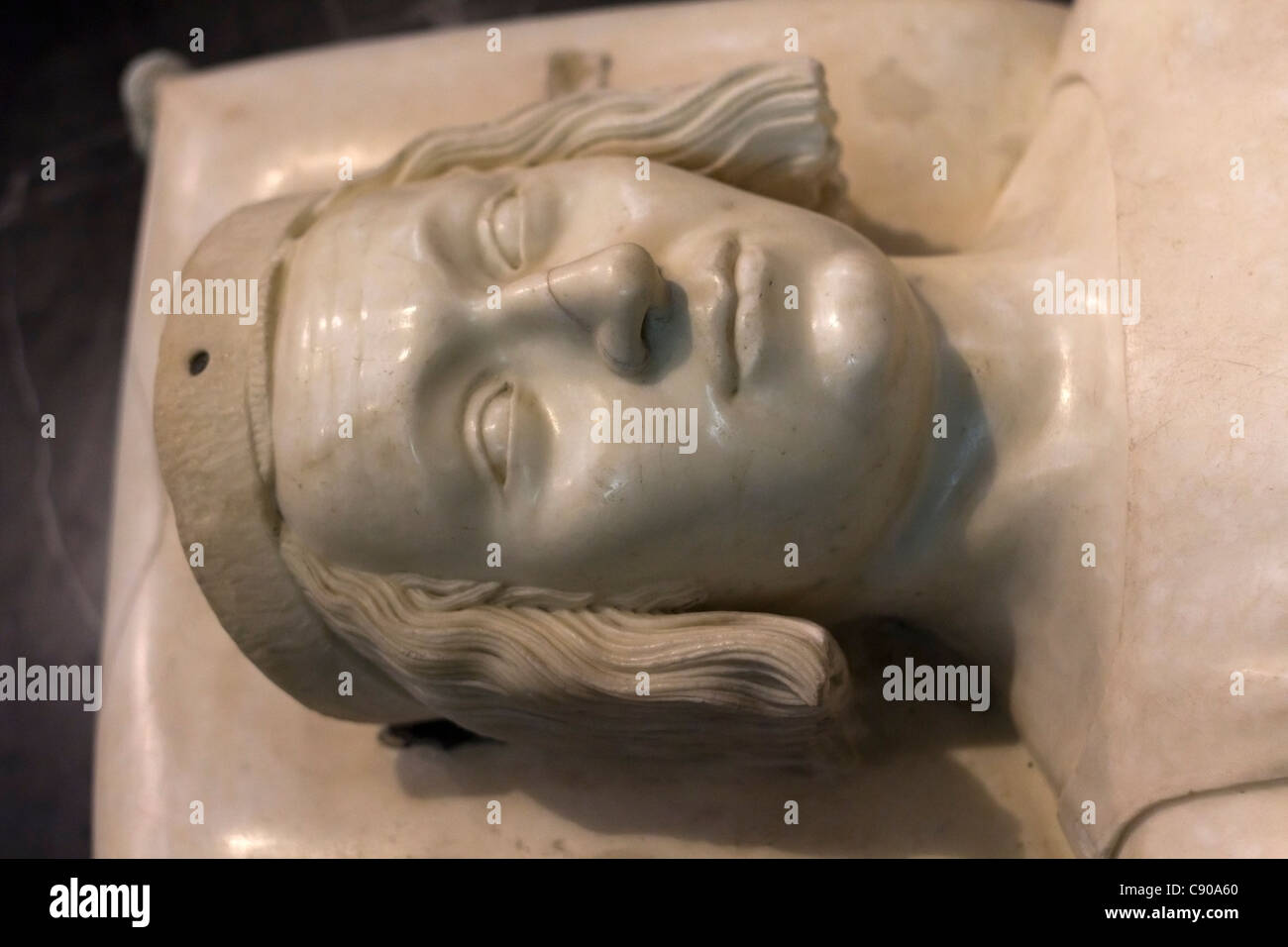 Effigy of King Charles V on his tomb at Basilique Saint-Denis, Saint ...