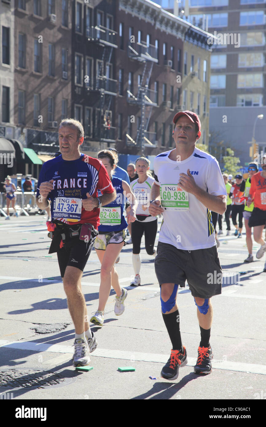 New york marathon 2011 hi-res stock photography and images - Alamy