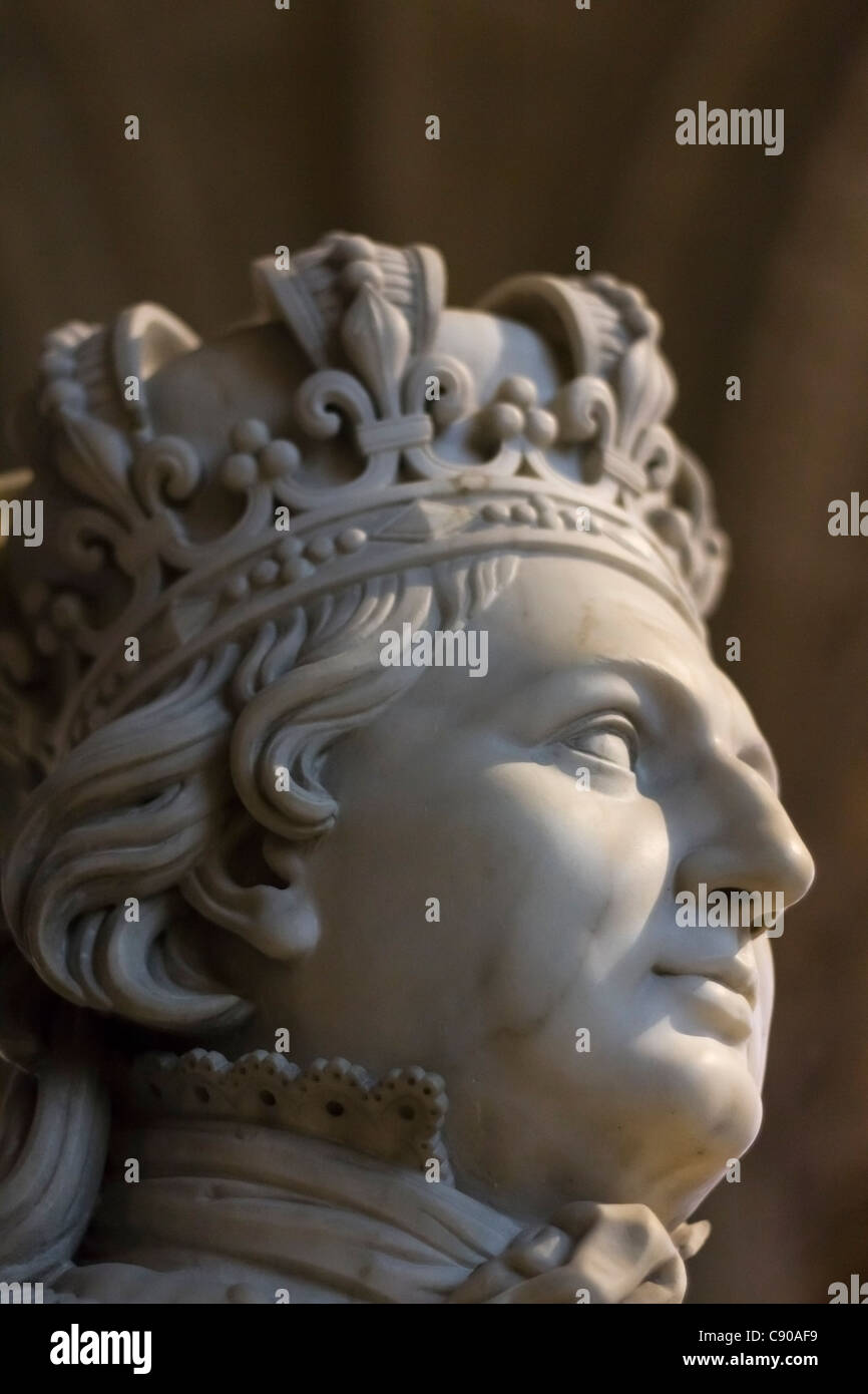 Statue of King Louis XVI at Basilique Saint-Denis, Saint Denis, Ile de ...