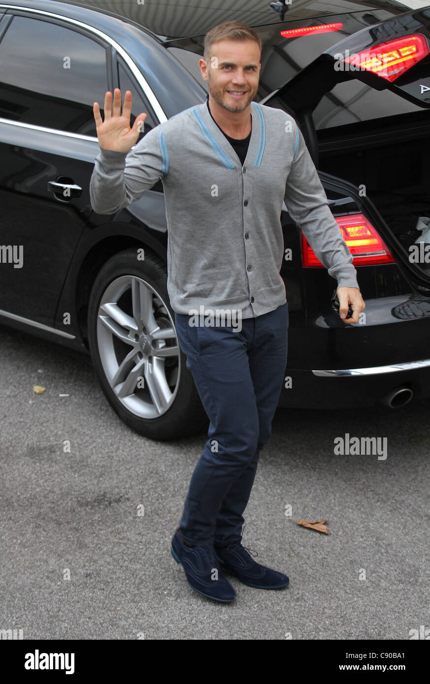 London, UK, 06/11/2011 X Factor judge Gary Barlow is seen arriving at ...