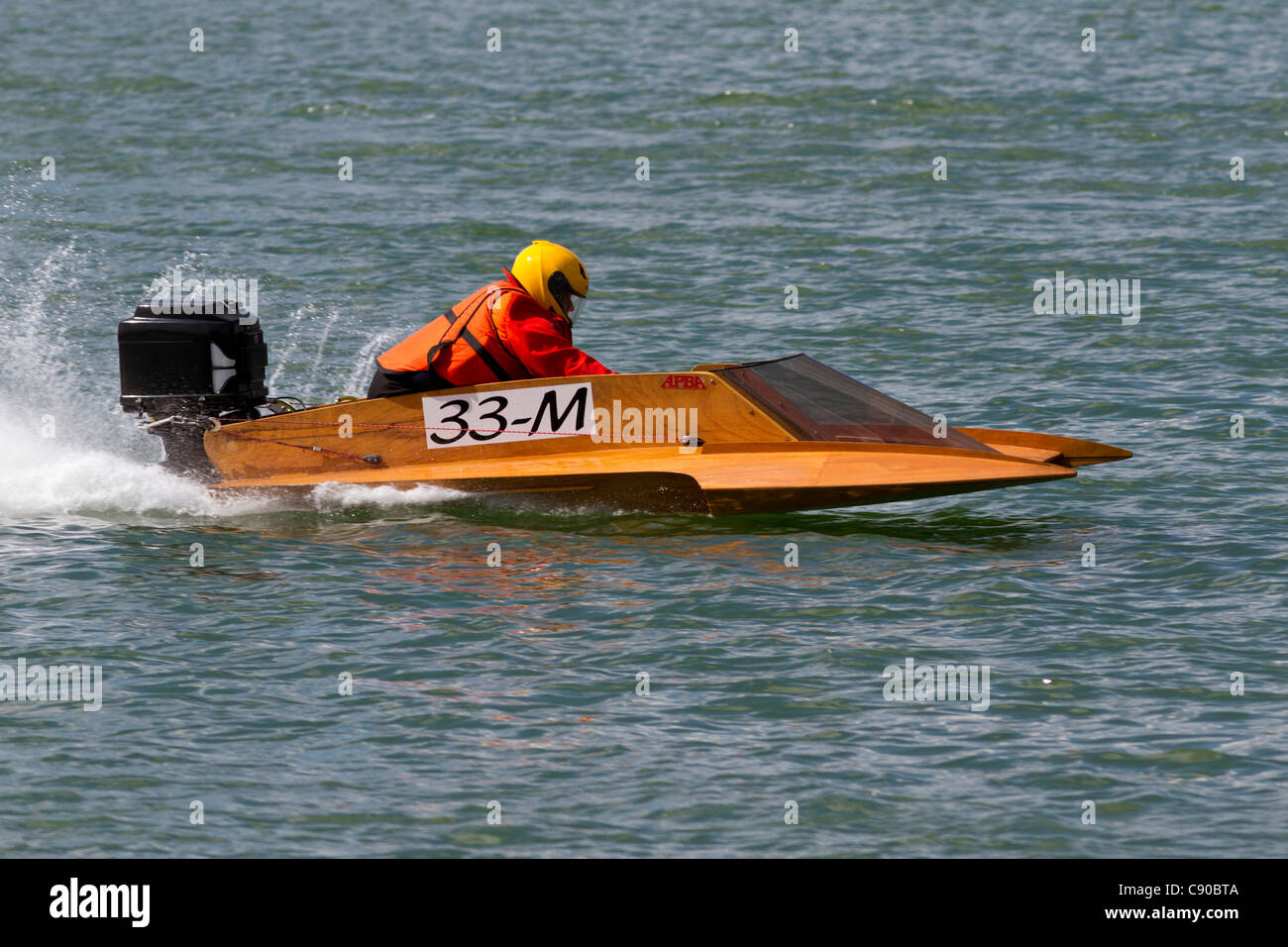 Powerboat racing hi-res stock photography and images - Alamy